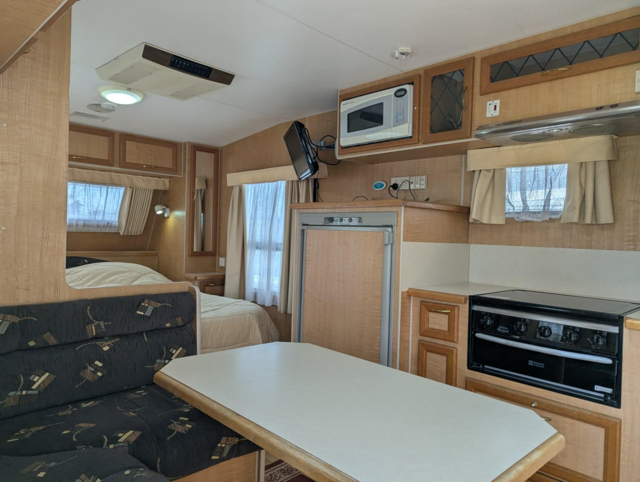Galaxy Fulcher Series III Grand Tourer 2005 - Caravan Sales