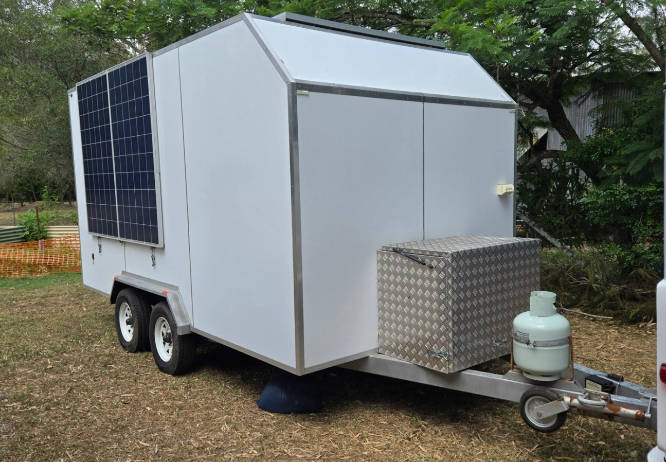 1989 Nissan RB30 Series Bus/Motorhome - Complete Off Grid Setup - Tiny ...